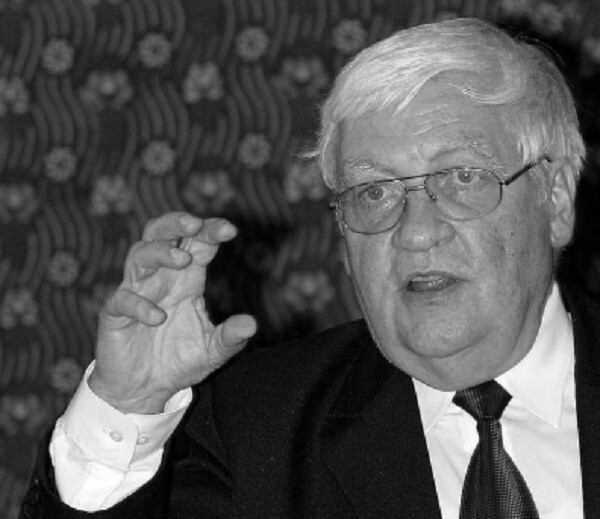 Meghalt Fodor Imre, Marosvásárhely volt polgármestere, a Székely ...