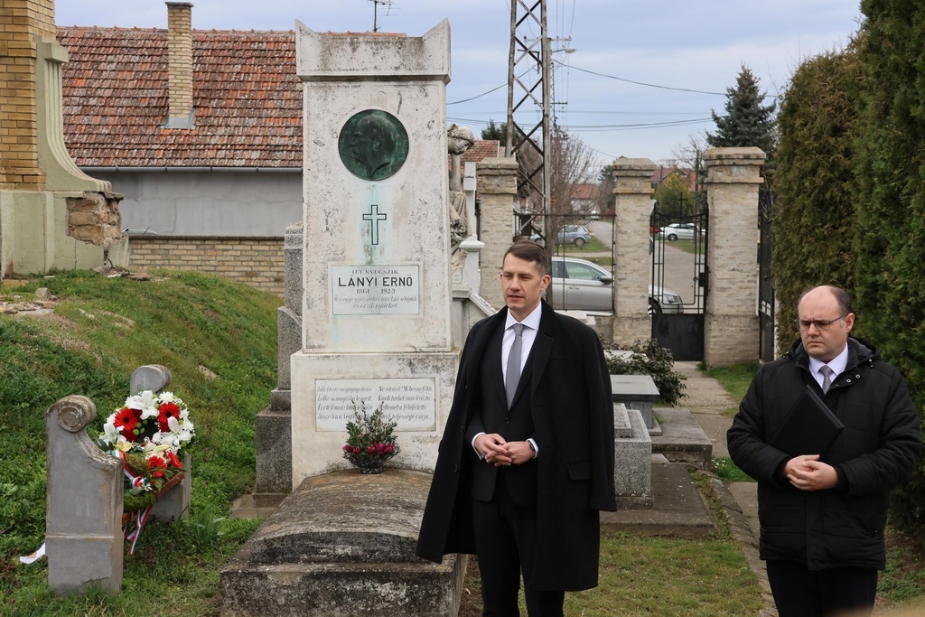 A 100 éve elhunyt Lányi Ernő zeneszerzőre emlékeztek | Vajdaság MA