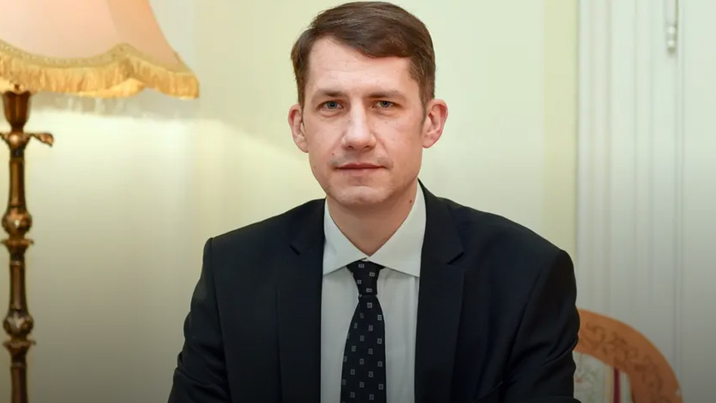 Pásztor Bálint: Elnökségem alatt semmiféle informális háttérhatalmak ...