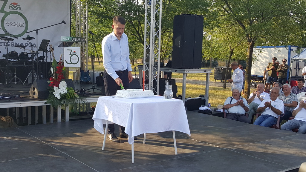 Ünnepelt a 30 éves VMSZ: Jó legyen magyarnak lenni! | Vajdaság MA